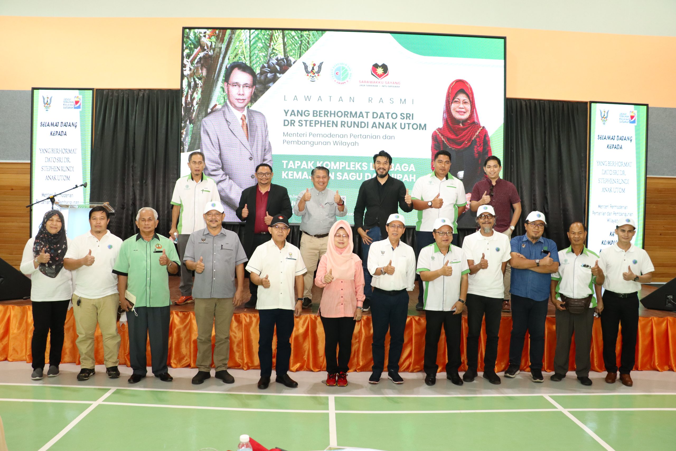 Lawatan Rasmi YB Dato' Sri Dr. Stephen Rundi anak Utom ke Tapak ...